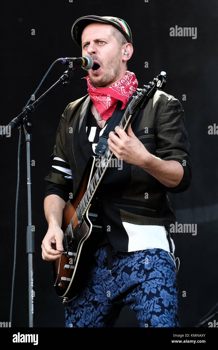 The American and international gypsy punk band Gogol Bordello performs ...