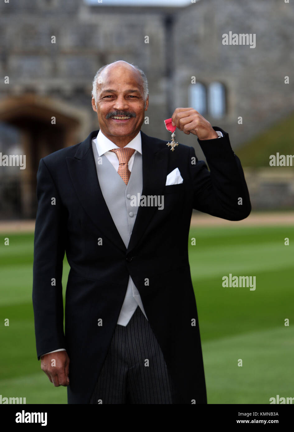 Queen boxer High Resolution Stock Photography and Images - Alamy