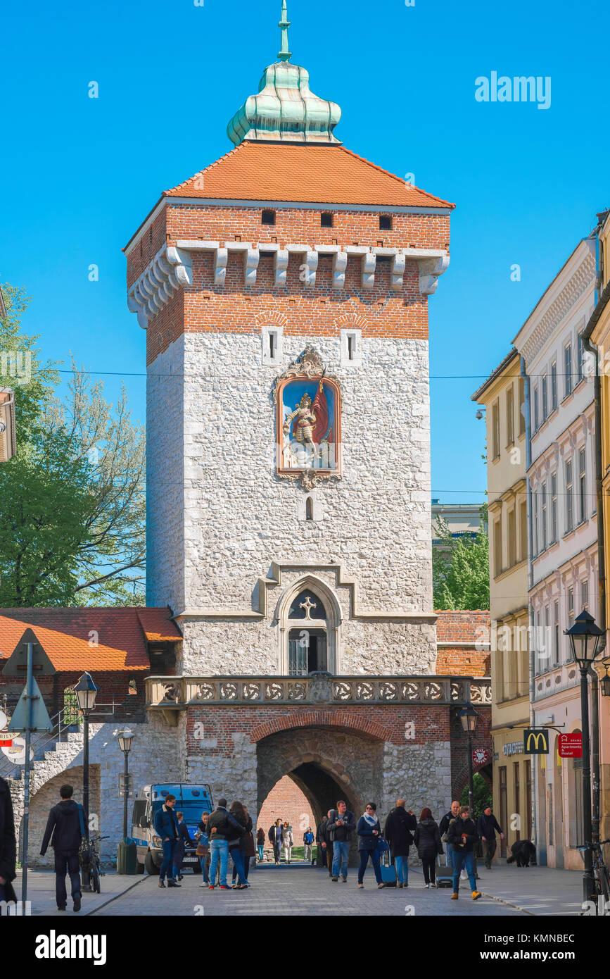 Florianska Gate Krakow, the medieval Florianska - St Florin's - gate ...