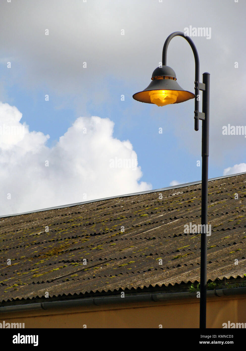 Street light bulb hi-res stock photography and images - Alamy