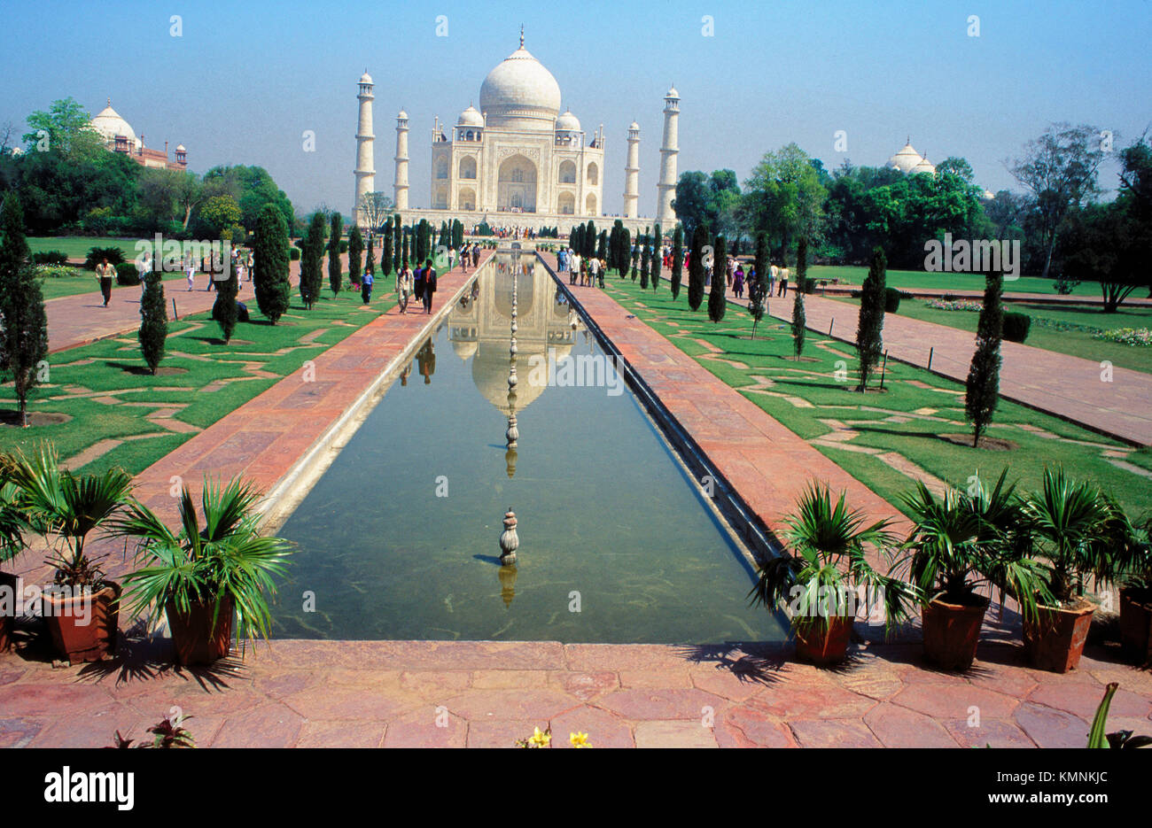Taj mahal white hi-res stock photography and images - Alamy