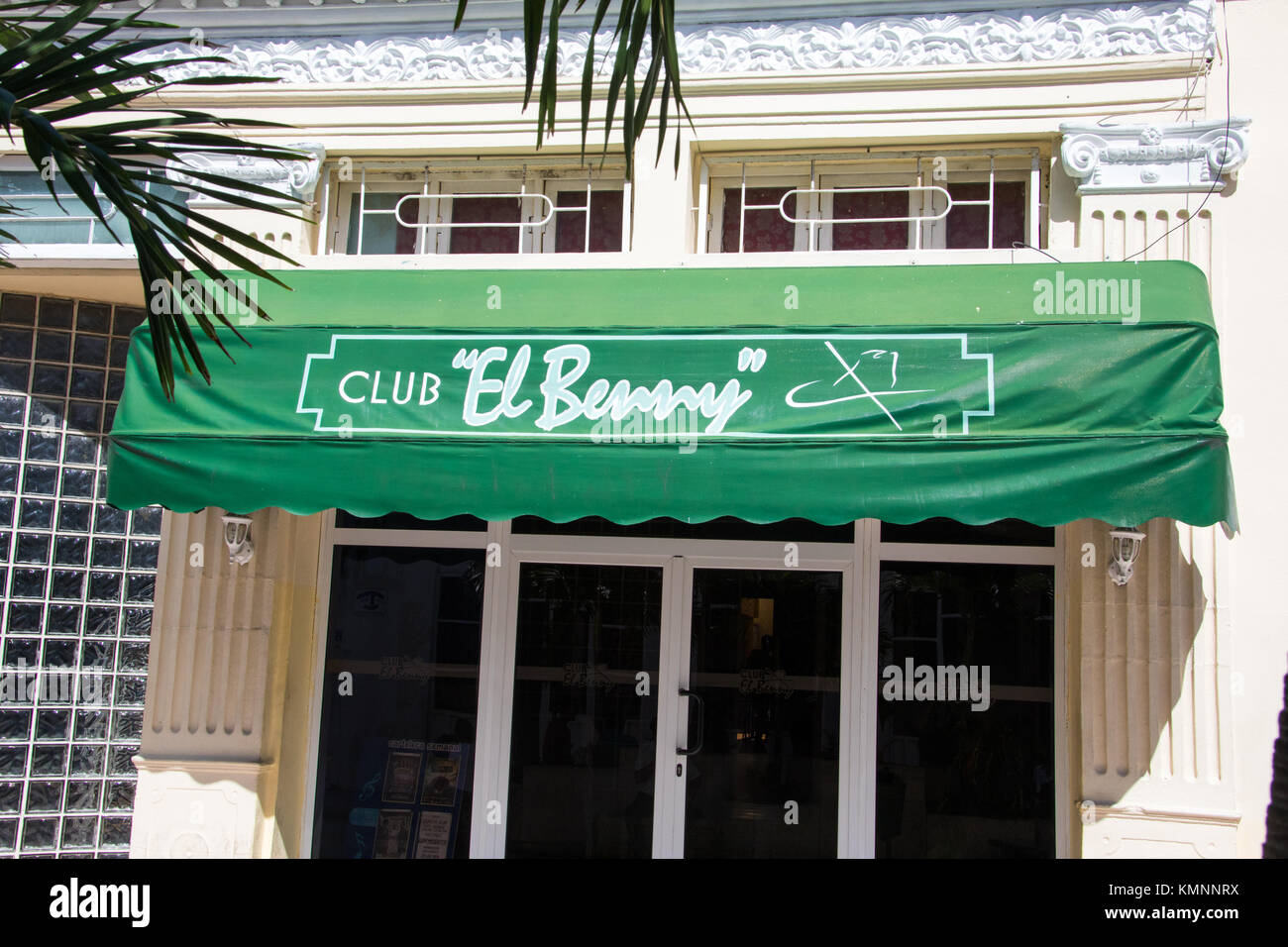 Benny hi-res stock photography and images - Alamy