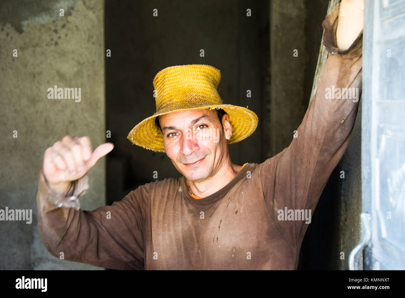 Cuban man in cuba hi-res stock photography and images - Alamy