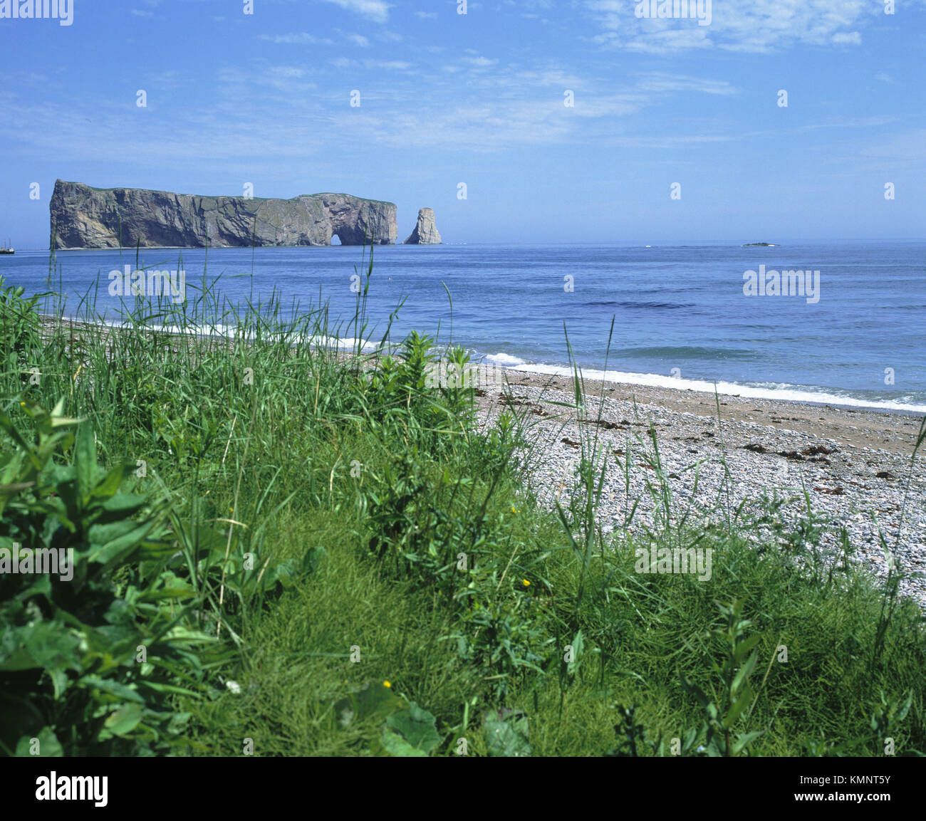 Beach perce rock quebec canada hi-res stock photography and images - Alamy