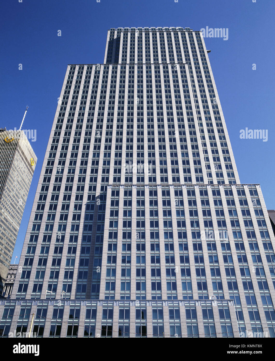 Cibc office building hi-res stock photography and images - Alamy