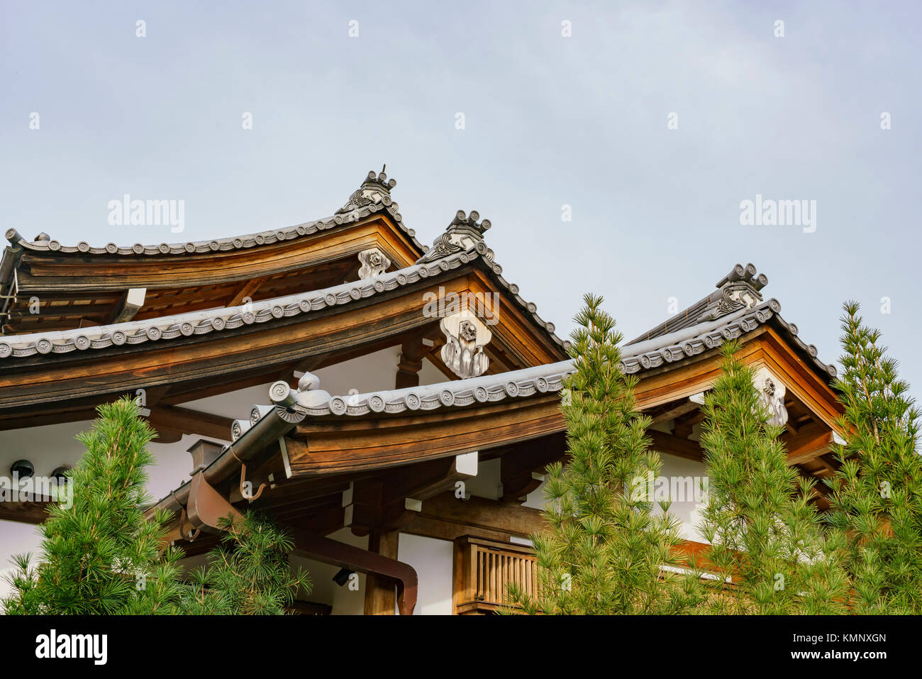 Japanese style house roof in Kiyomizu-dera area, Kyoto, Japan Stock ...