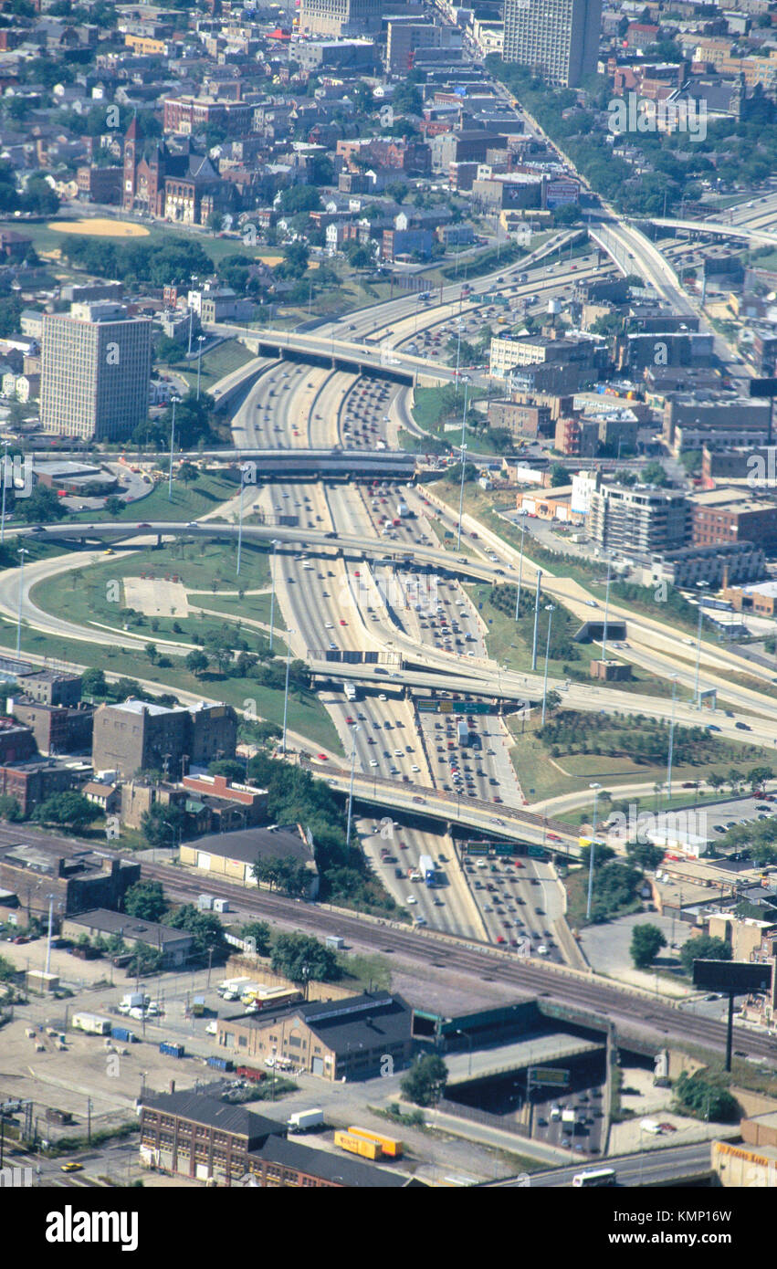 Chicago freeway aerial hi-res stock photography and images - Alamy