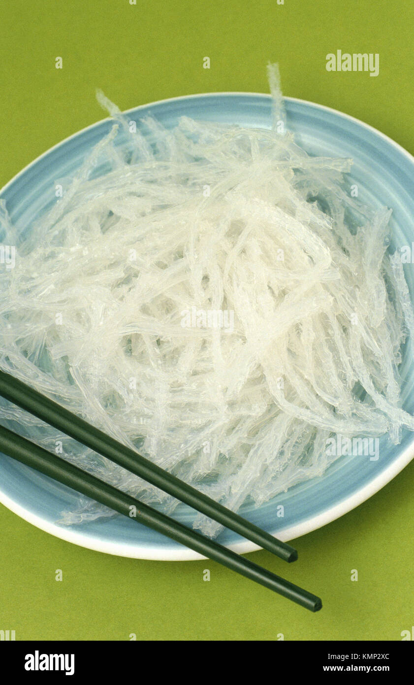 Nutrient agar hi-res stock photography and images - Alamy