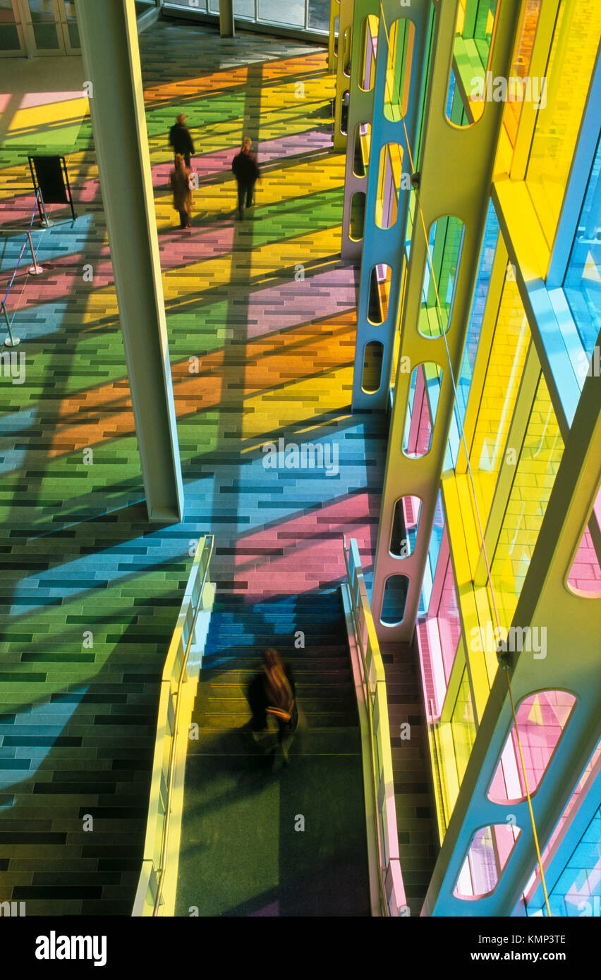 Inside convention hi-res stock photography and images - Alamy