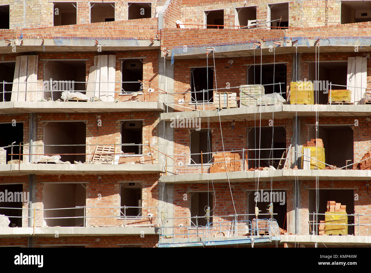 Construction of apartment block hi-res stock photography and images - Alamy