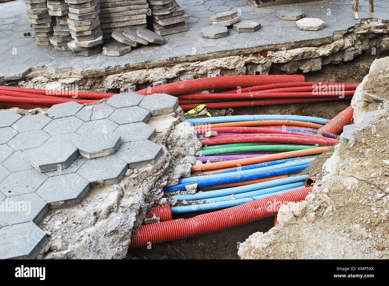 Fixing the pavement hi-res stock photography and images - Alamy