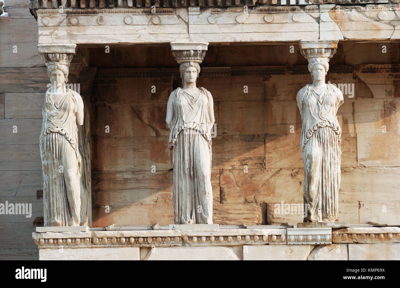 Statue ancient greece hi-res stock photography and images - Alamy
