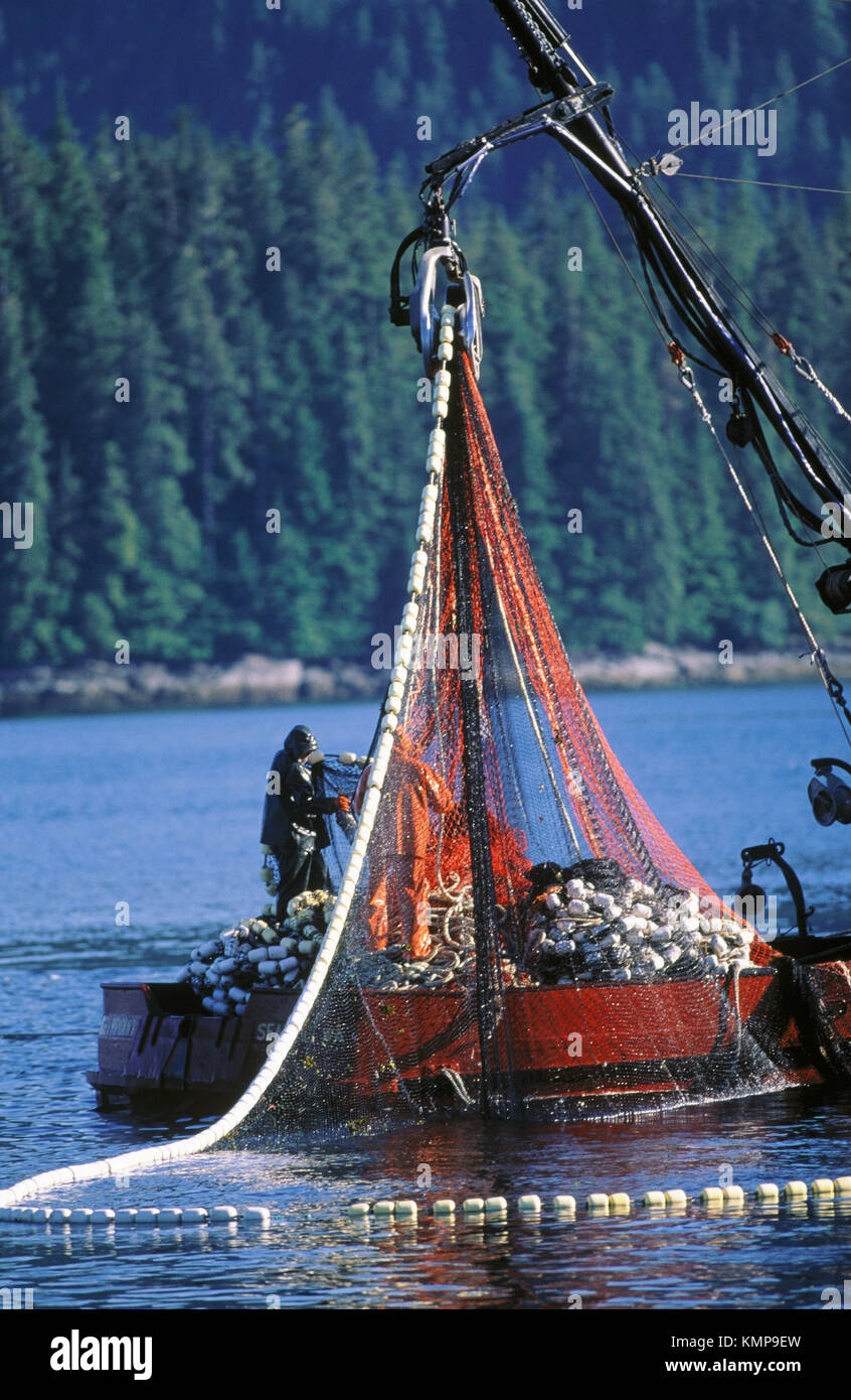Fish trawler action hi-res stock photography and images - Alamy
