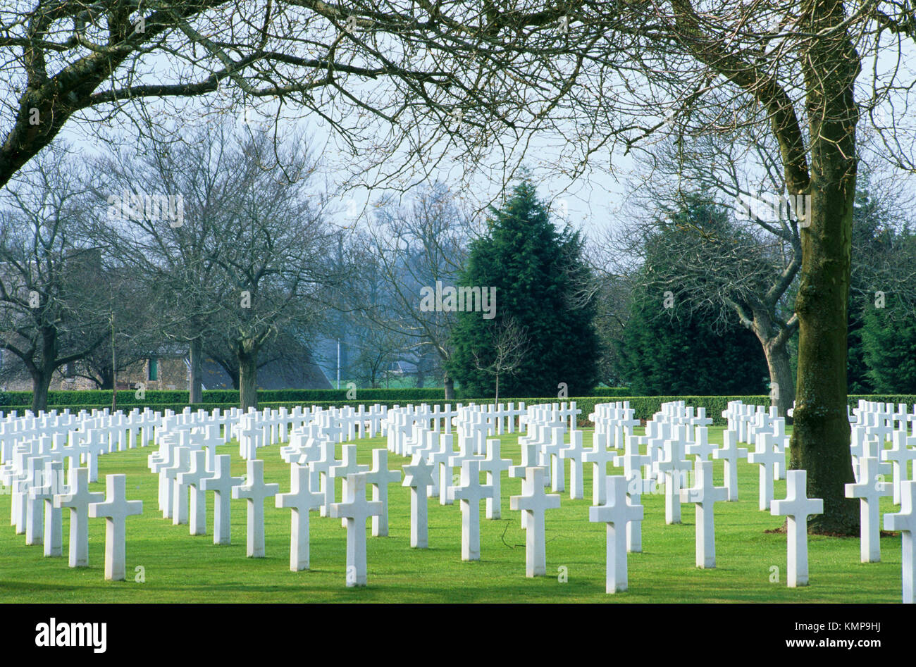 World war two cemetery hi-res stock photography and images - Alamy