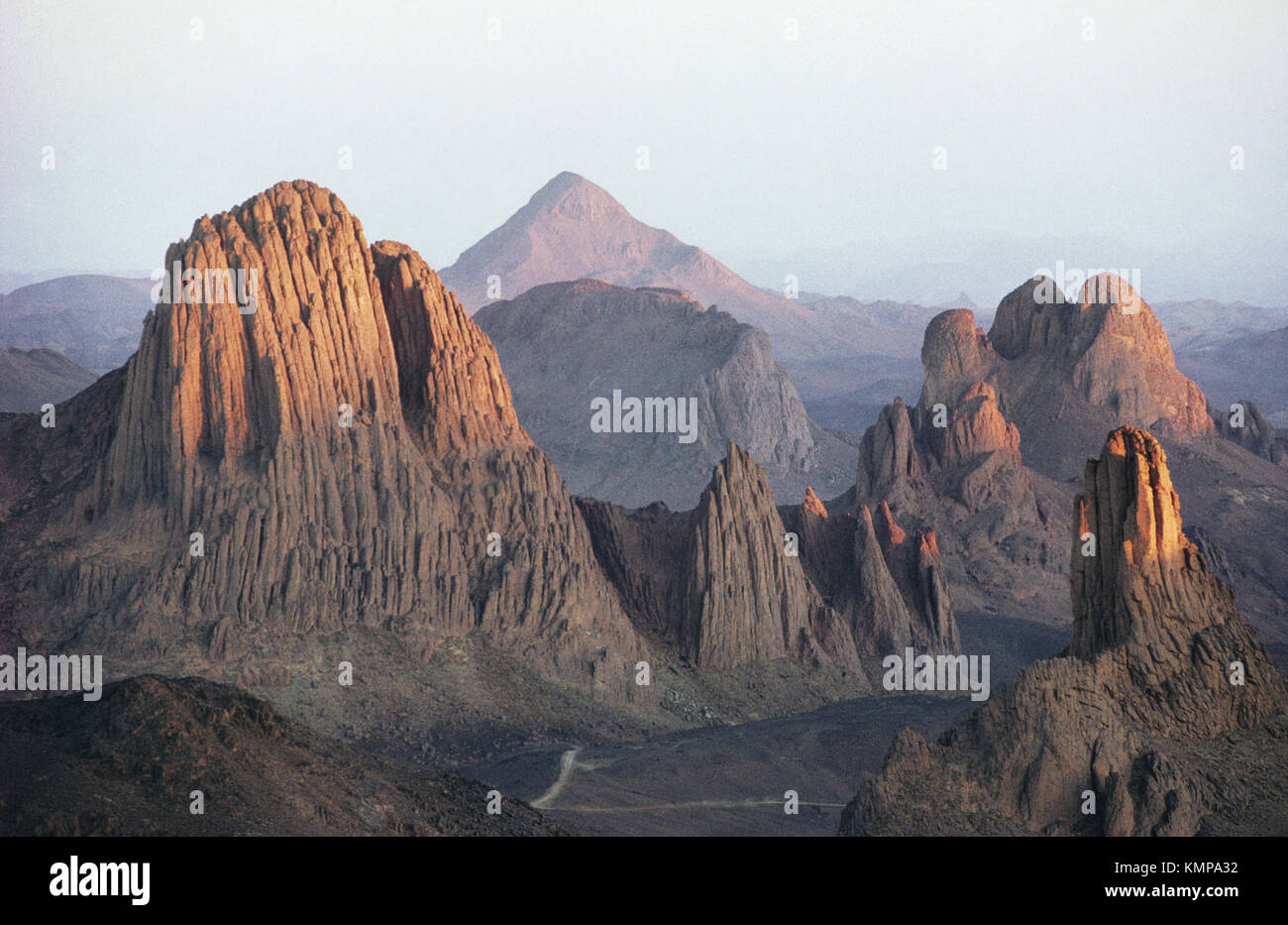 Hoggar mountain hi-res stock photography and images - Alamy