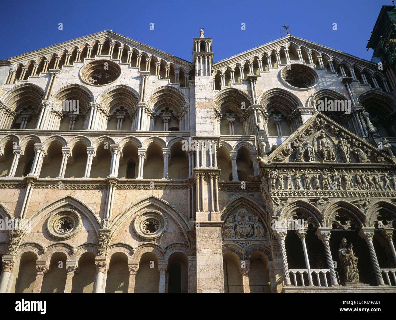 Ferrara cathedral detail hi-res stock photography and images - Alamy