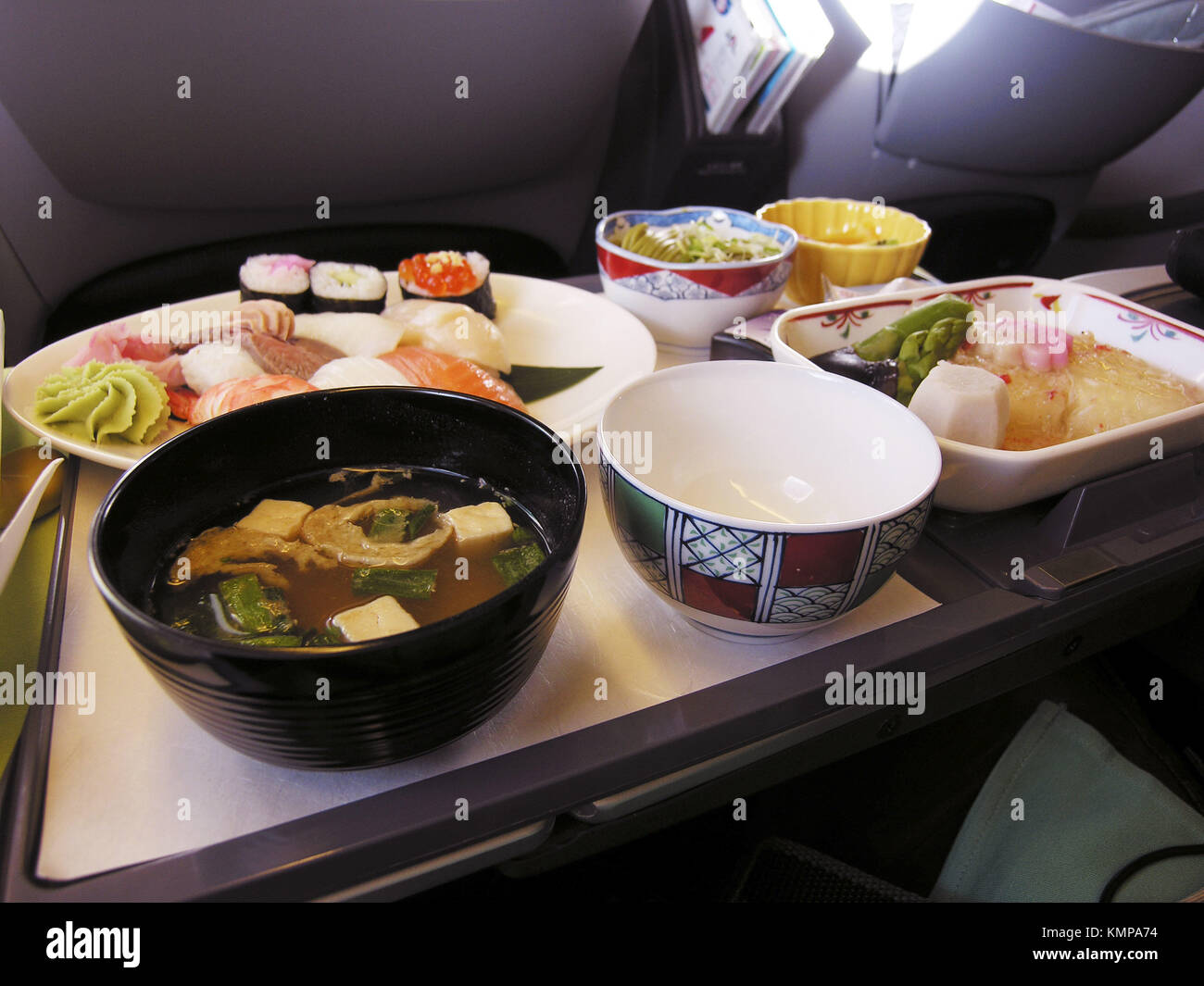 Airline catering hi-res stock photography and images - Alamy