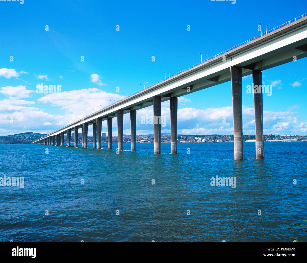 Firth of tay dundee hi-res stock photography and images - Alamy