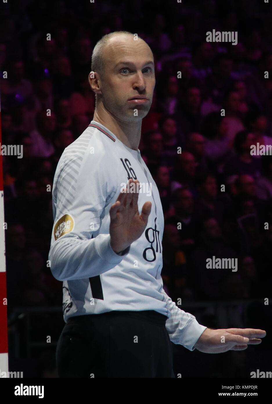 Nantes, France. 07th Dec, 2017. Thierry Omeyer (Paris Saint Germain) in ...