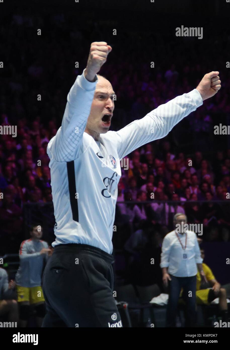 Nantes, France. 07th Dec, 2017. Thierry Omeyer (Paris Saint Germain) in ...