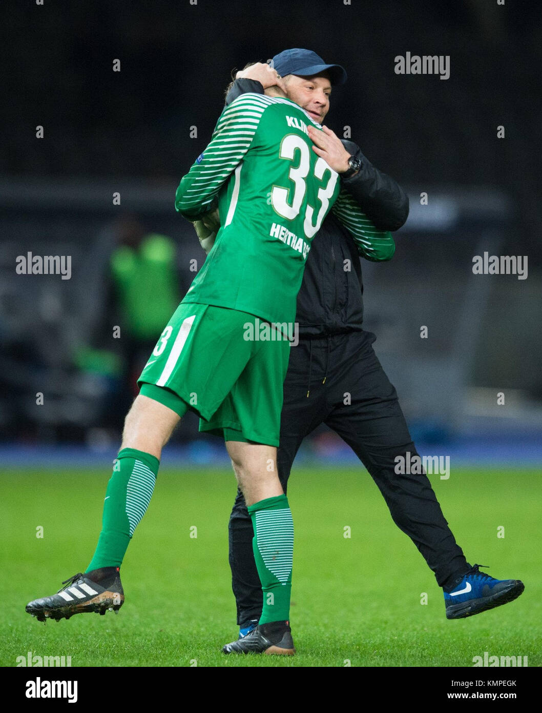 Berlin, Germany. 7th Dec, 2017. Berlin's goalkeeper Jonathan Klinsmann ...