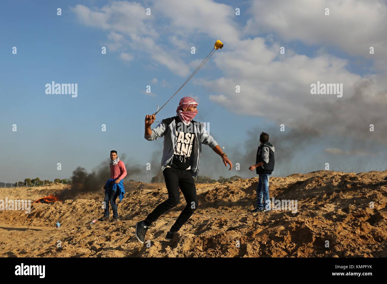 Bureij, Gaza Strip, Palestinian Territory. 8th Dec, 2017. Palestinian ...