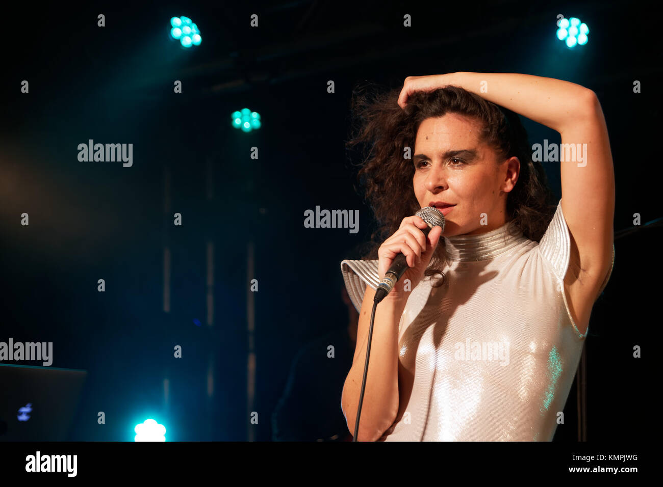 Paris, France. 6th Dec, 2017. Julia Palombe performs at La Boule noire ...