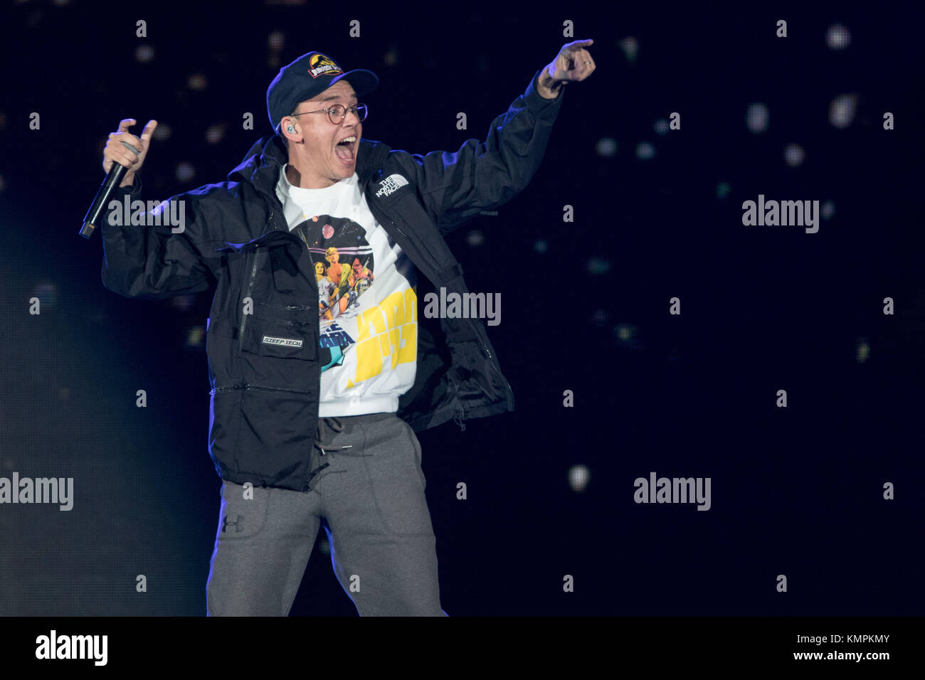 Rosemont, Illinois, USA. 7th Dec, 2017. Rapper LOGIC (SIR ROBERT BRYSON ...