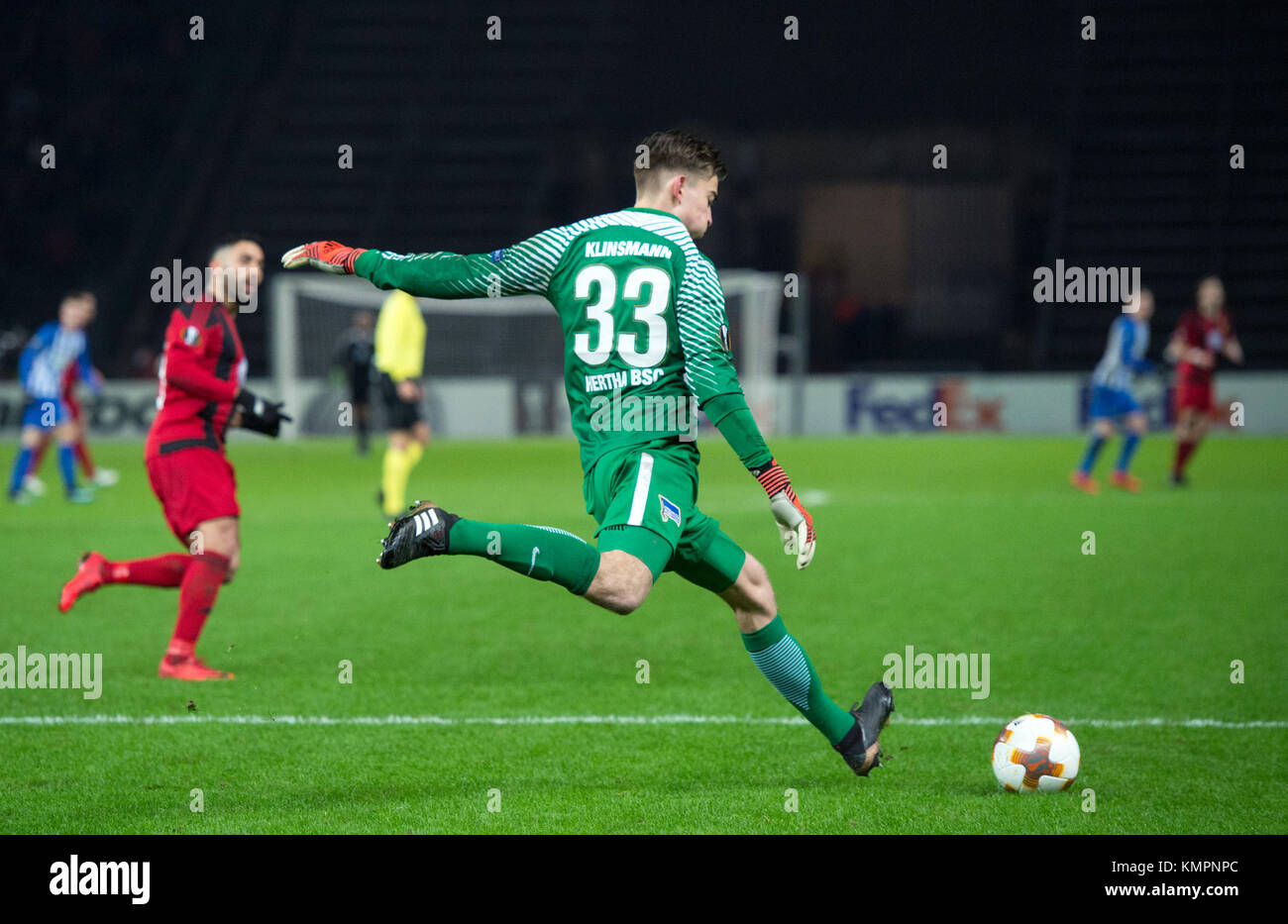 Berlin, Germany. 7th Dec, 2017. Berlin's goalkeeper Jonathan Klinsmann ...
