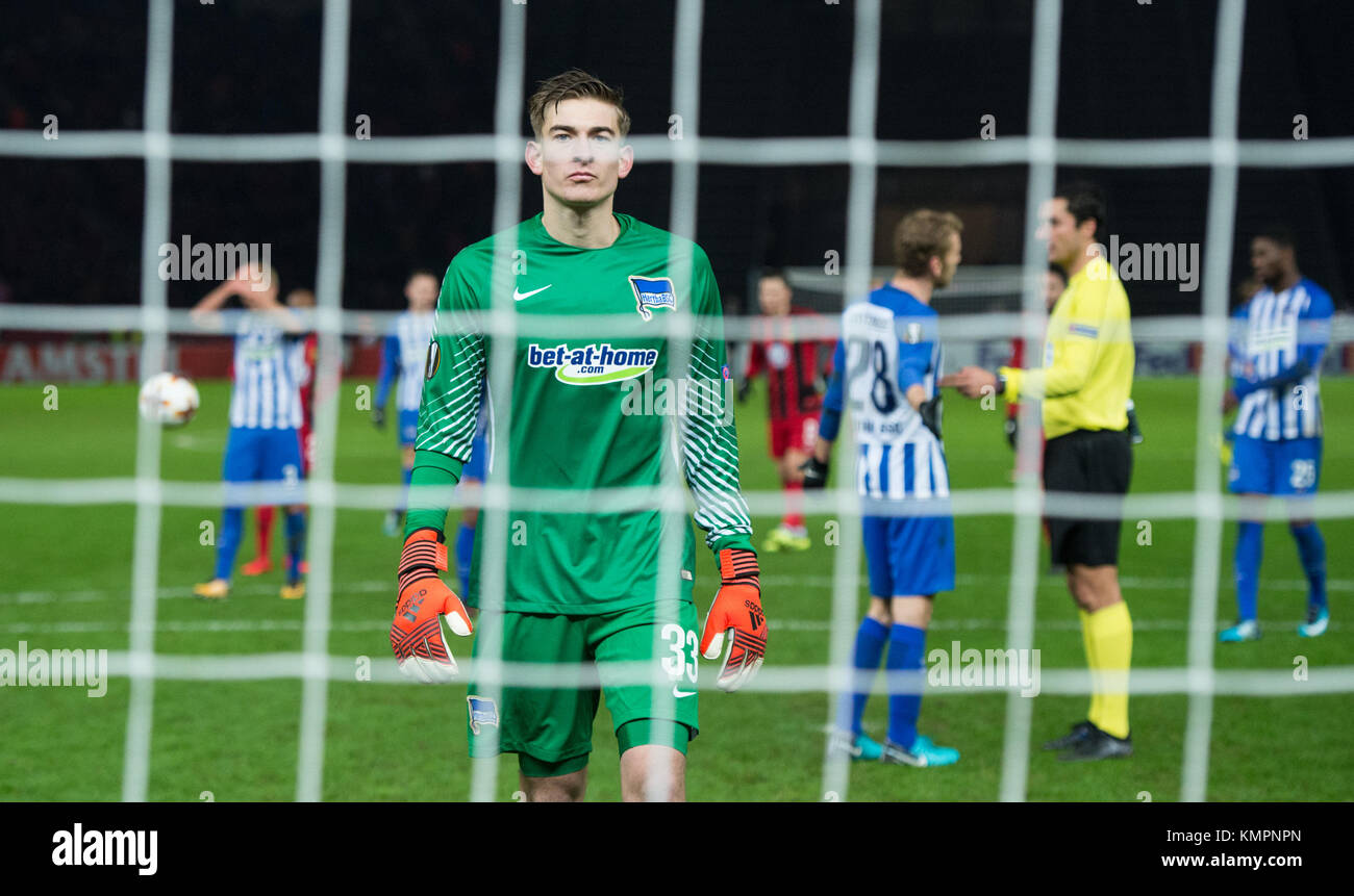 Berlin, Germany. 7th Dec, 2017. Berlin's goalkeeper Jonathan Klinsmann ...