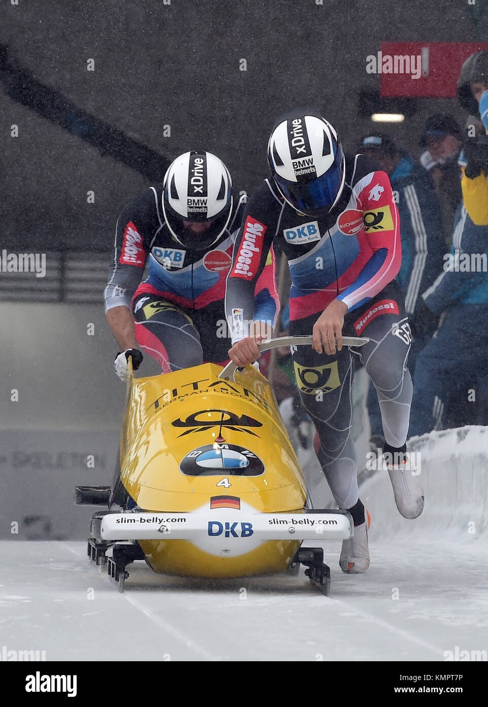 Winterberg, Germany. 9th Dec, 2017. German bobsleigh athletes Johannes ...