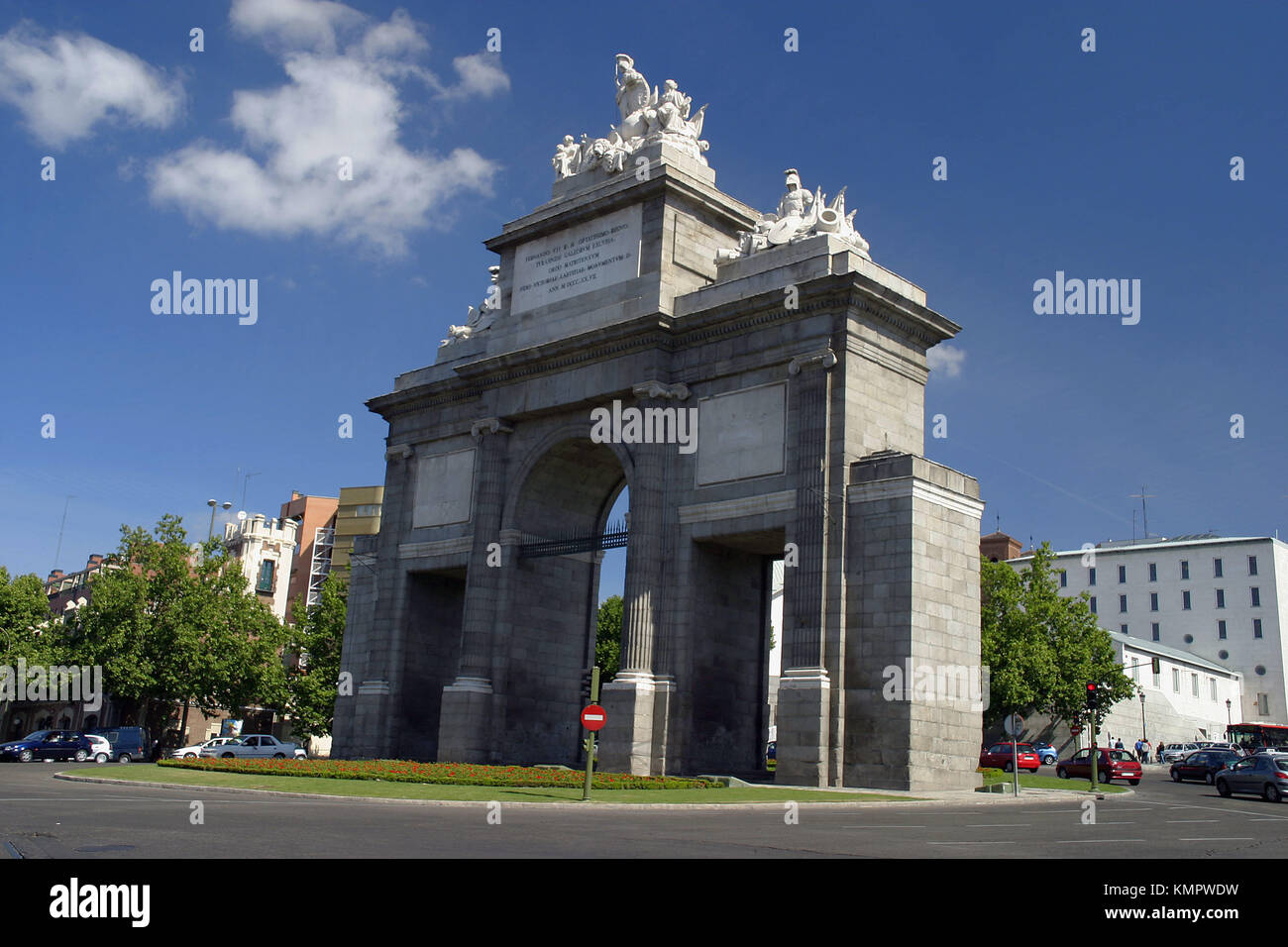 Puerta de madrid gate hi-res stock photography and images - Alamy