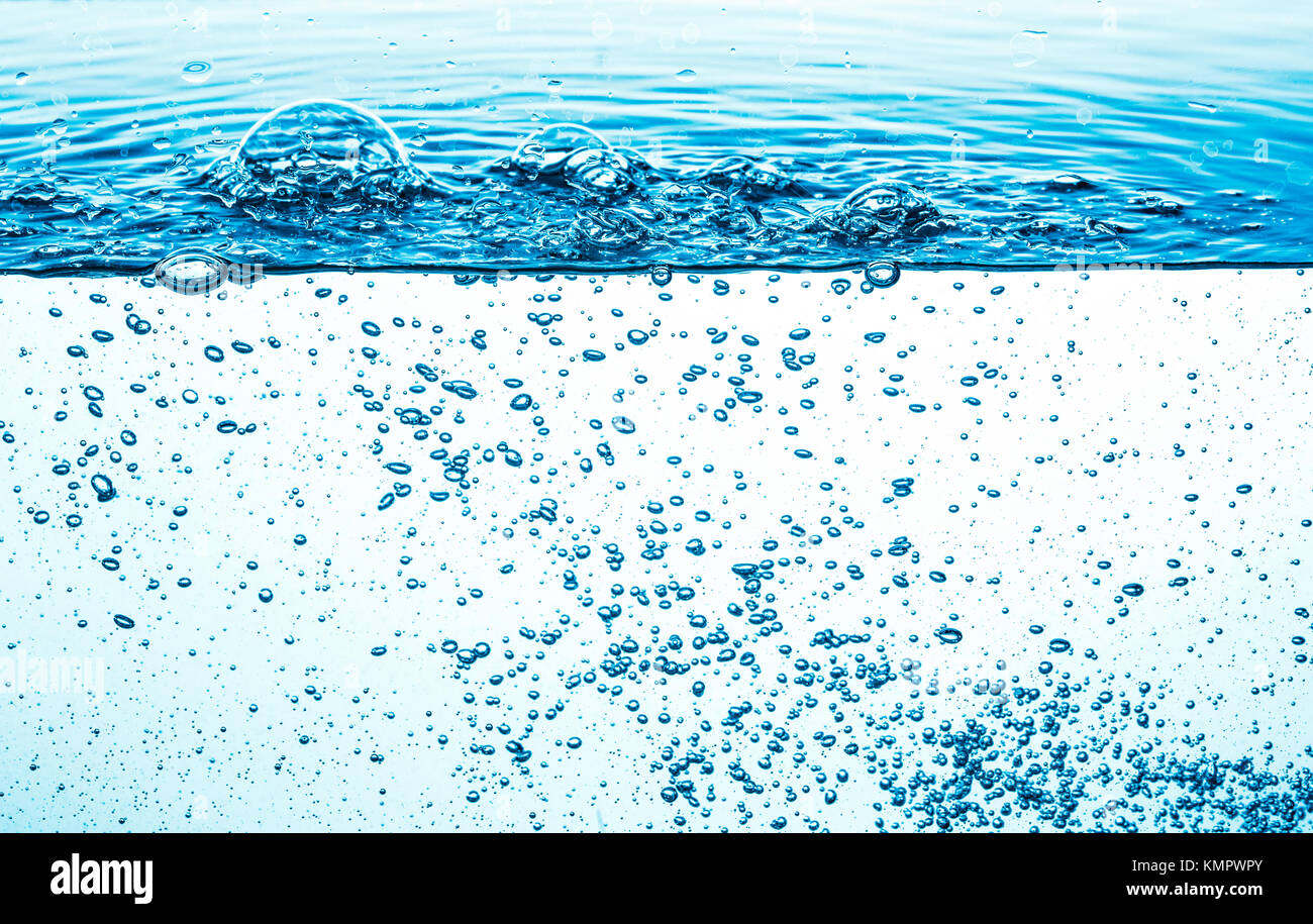 Many bubbles in water close up, abstract water wave with bubbles Stock ...