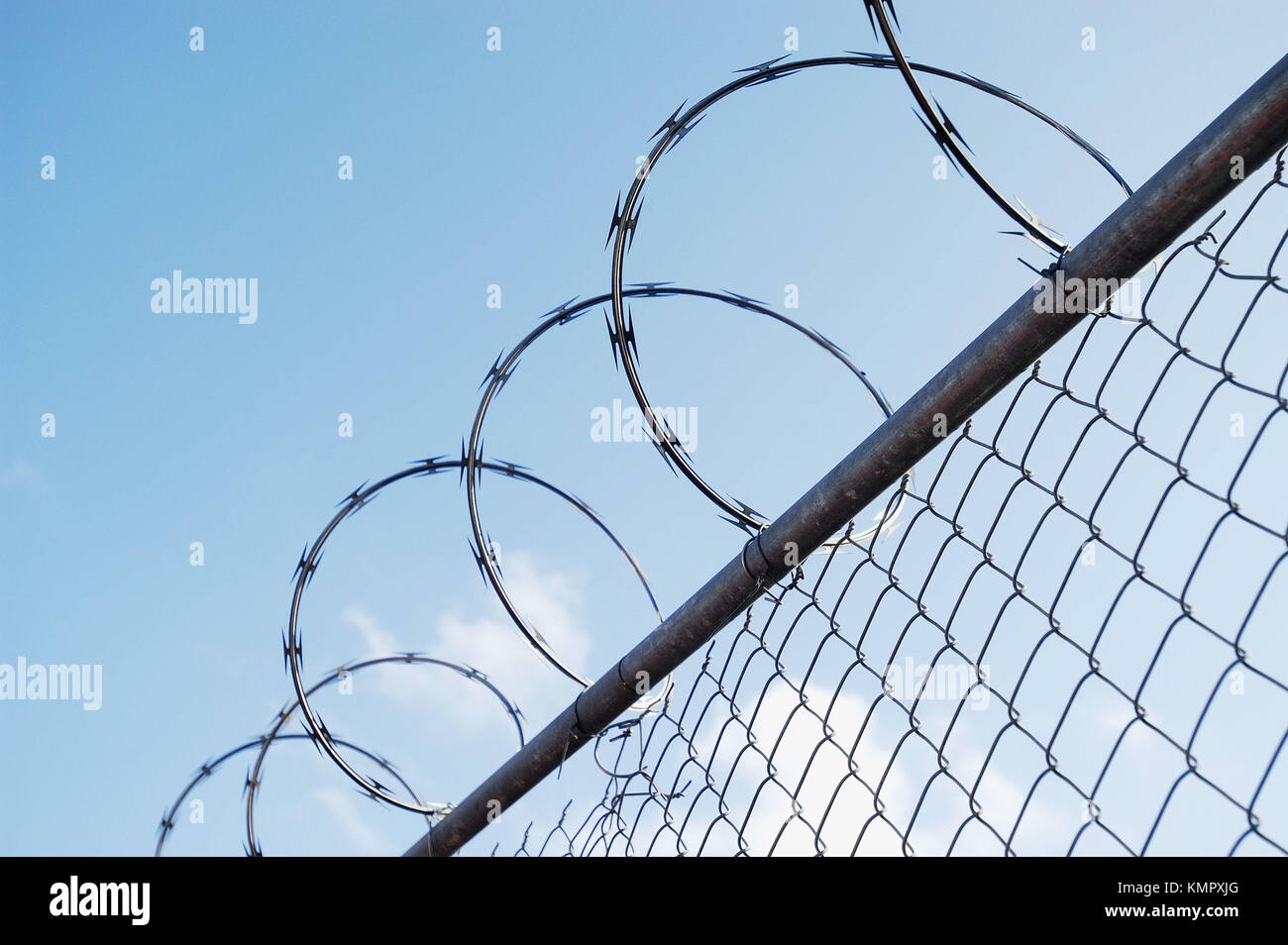 Negative wire hi-res stock photography and images - Alamy