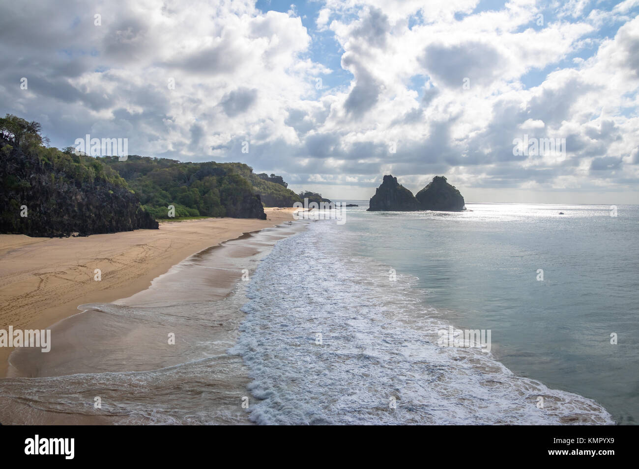 Morro Dois Irmaos and Praia do Americano - Fernando de Noronha ...