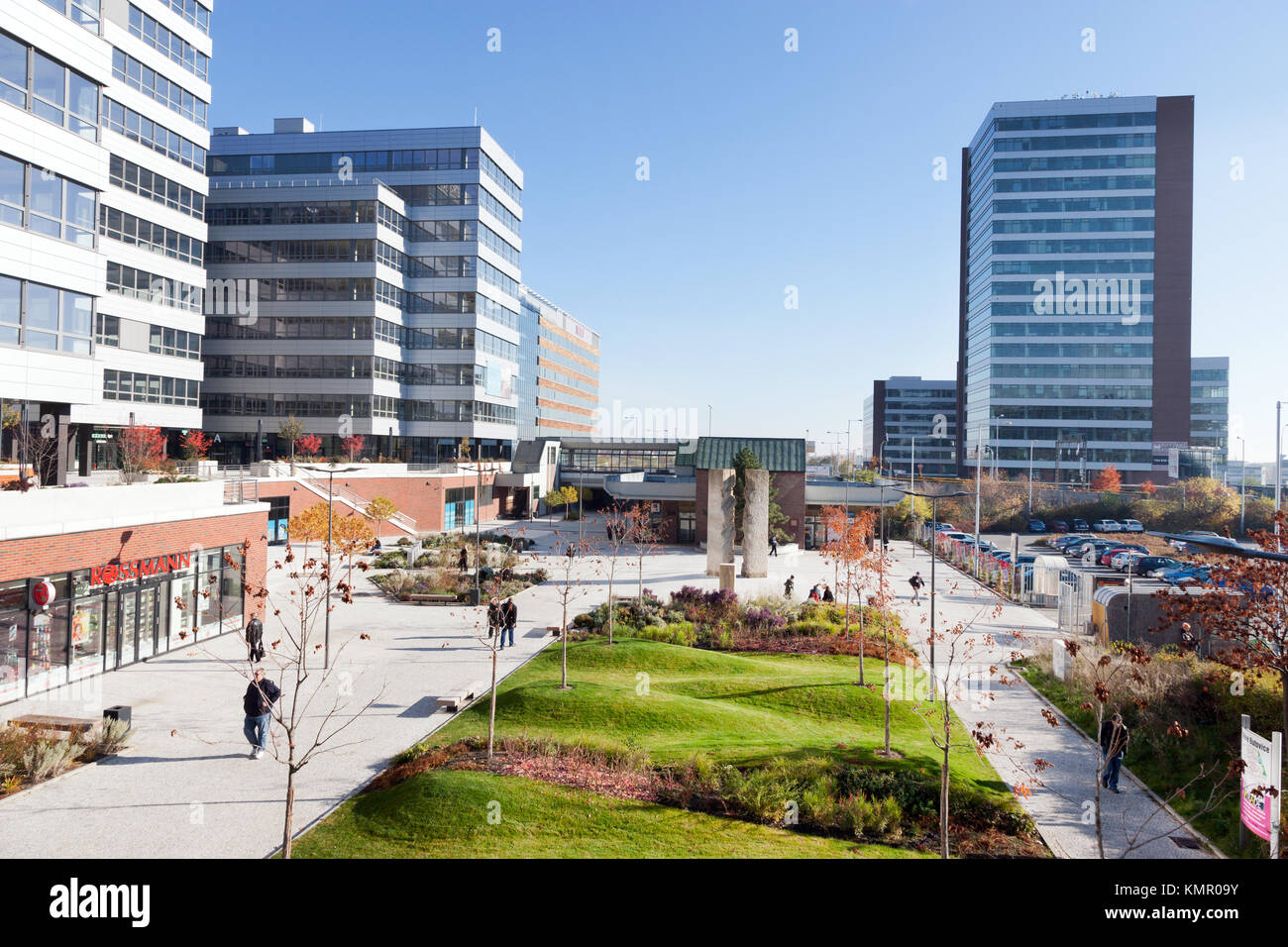 Administrative complex Metronom Business center a Office Park, Nove ...