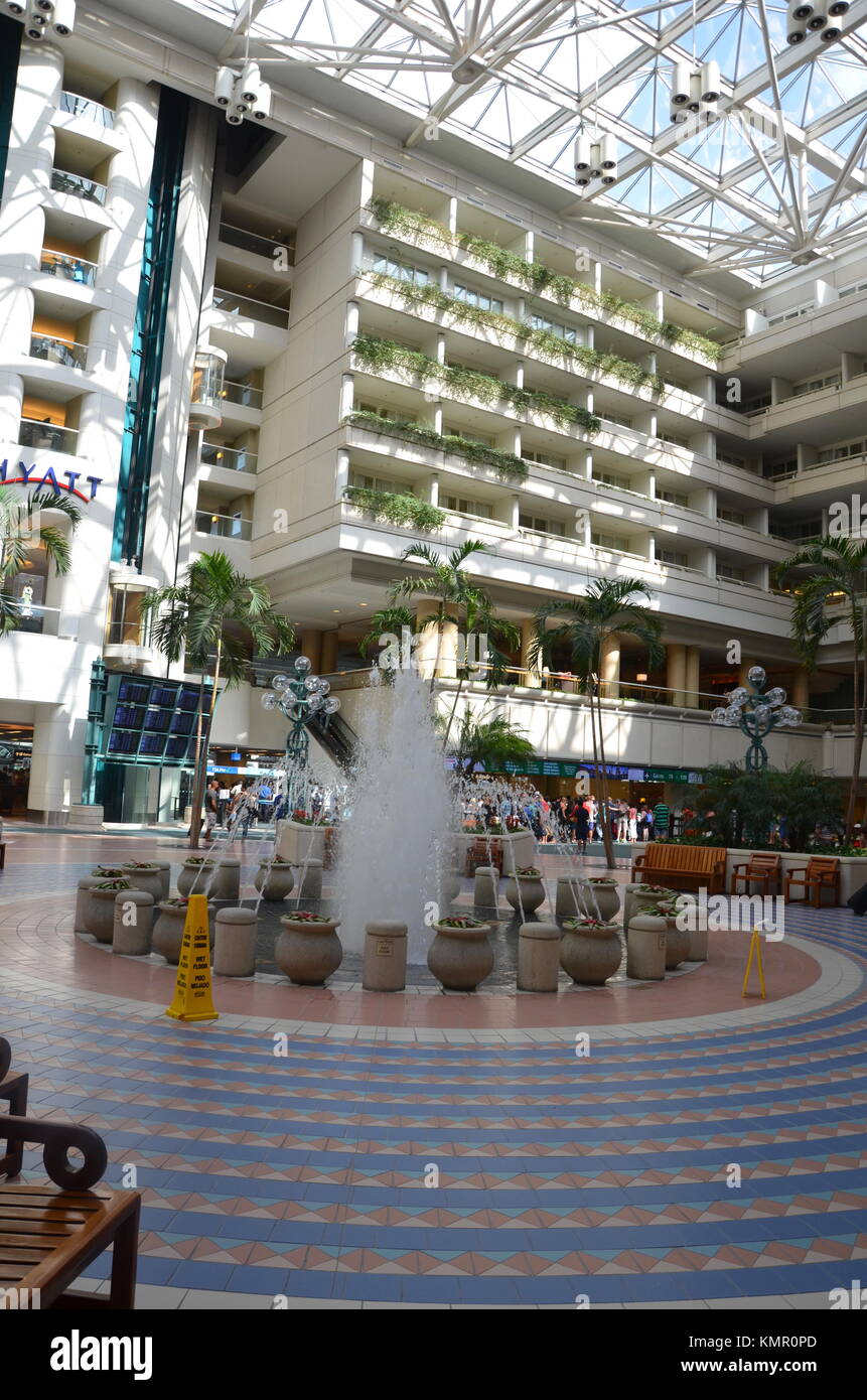 A fountain in the foyer of the Orlando International Airport, Florida ...
