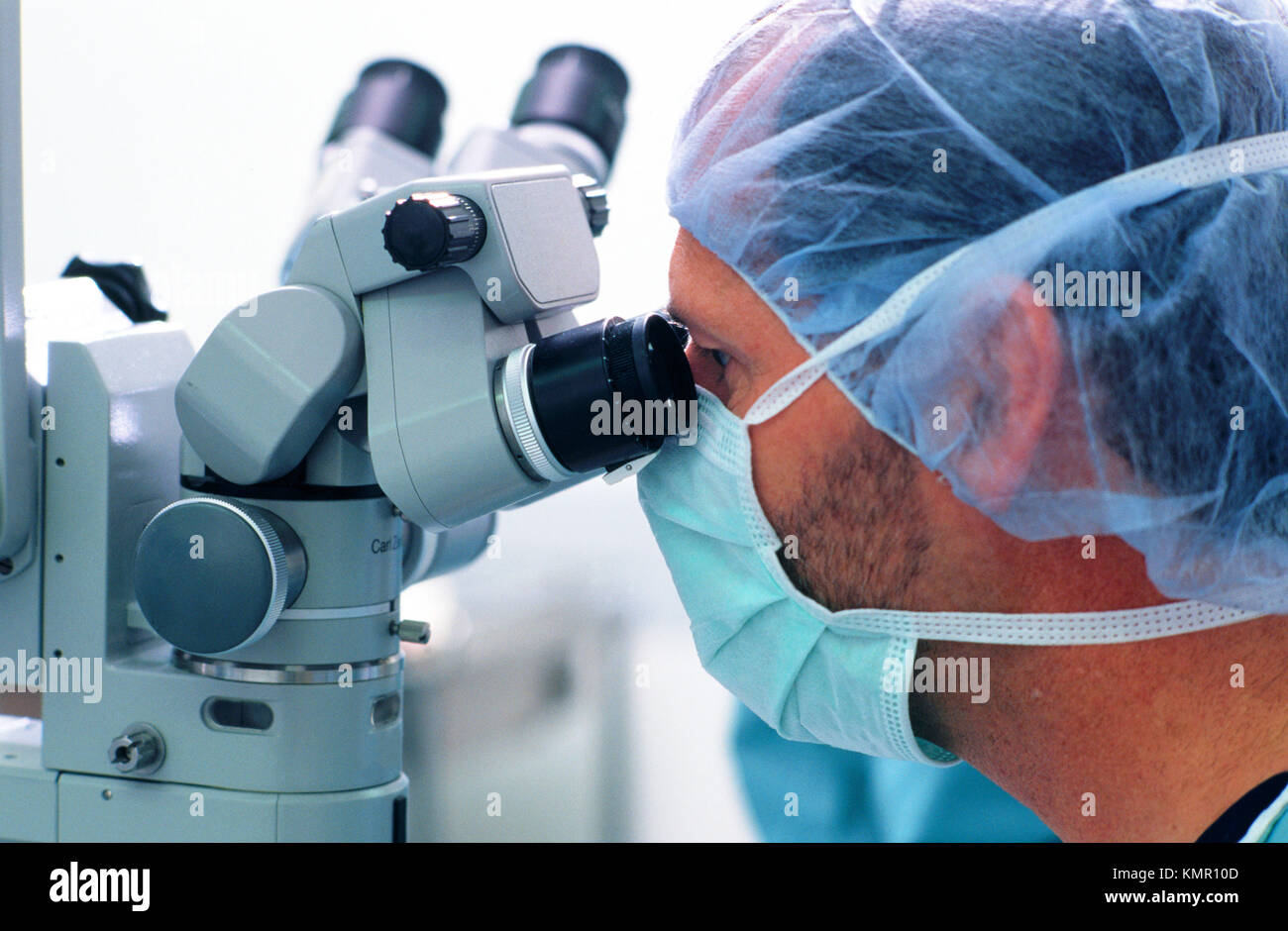 Corneal microscope hi-res stock photography and images - Alamy