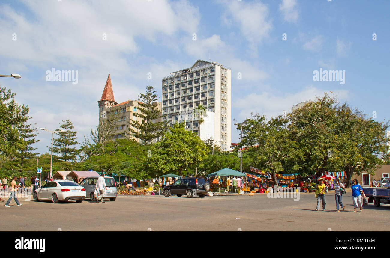 Street market in maputo hi-res stock photography and images - Alamy