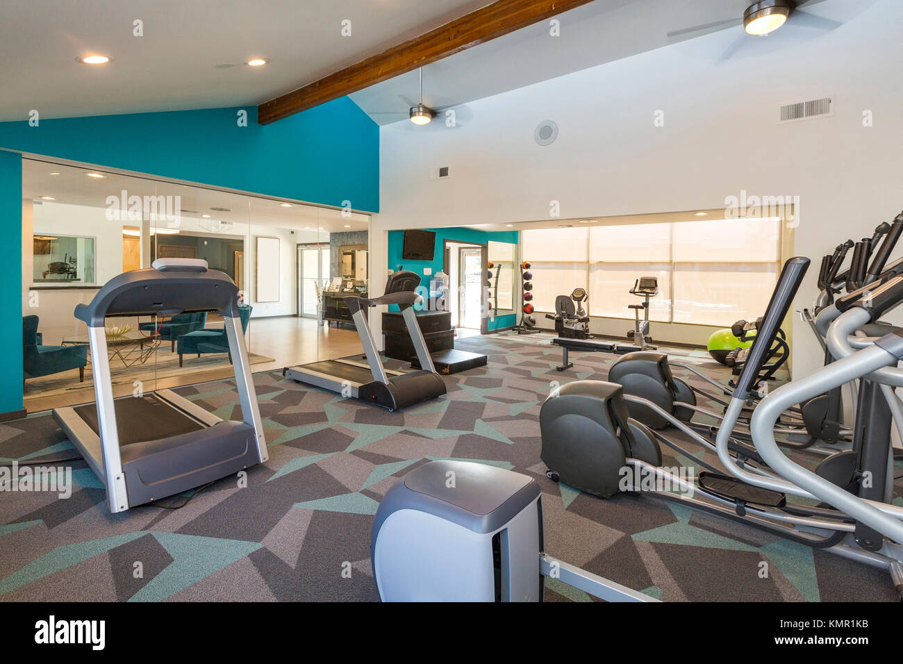 Fitness center gym hi-res stock photography and images - Alamy