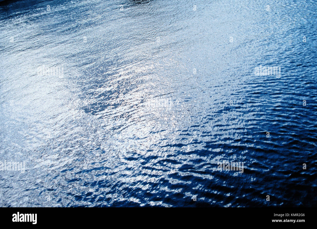 Moving flow hi-res stock photography and images - Alamy