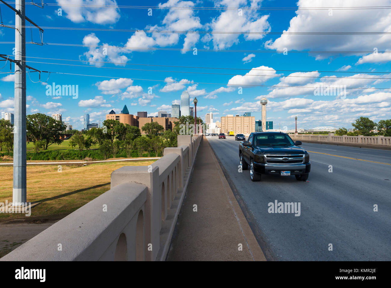 Dallas, Texas - June 10, 2014: Cars on a freeway on the outskirts of ...