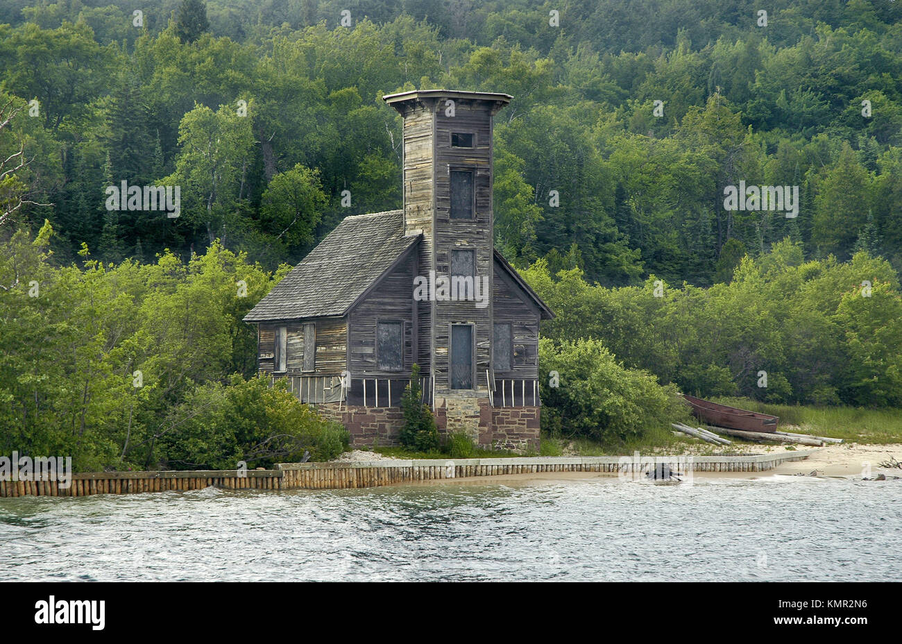 Old wood lighthouse pictured rocks hi-res stock photography and images ...