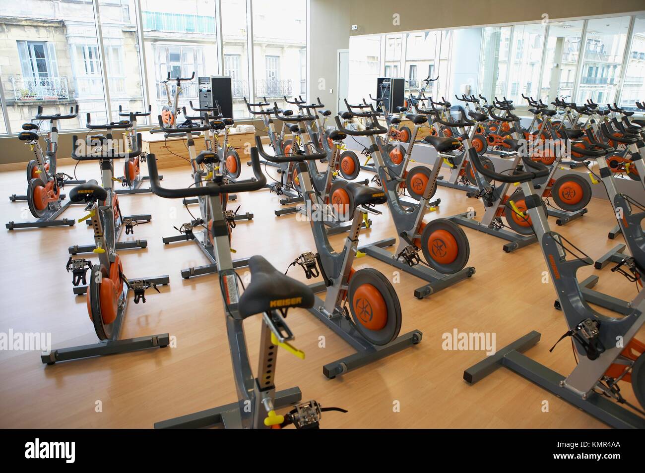 Spinning room hi-res stock photography and images - Alamy