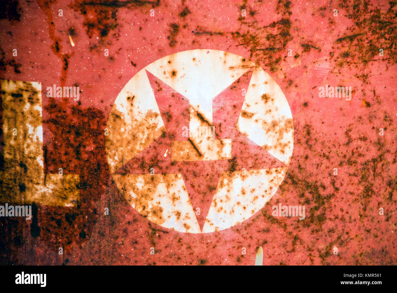 Old oil drum red hi-res stock photography and images - Alamy