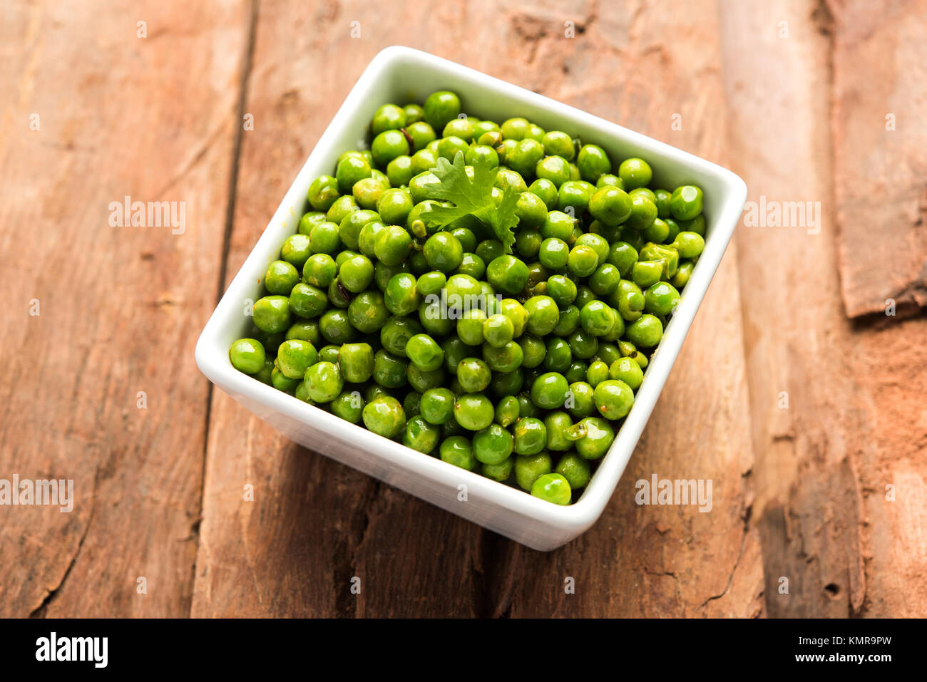 Wasabi peas nuts hi-res stock photography and images - Alamy
