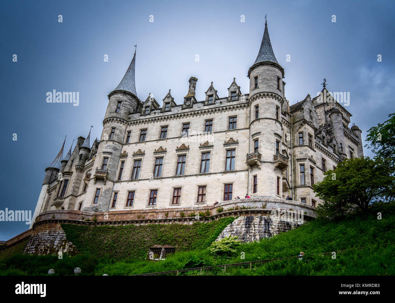Exploring the castle gardens hi-res stock photography and images - Alamy
