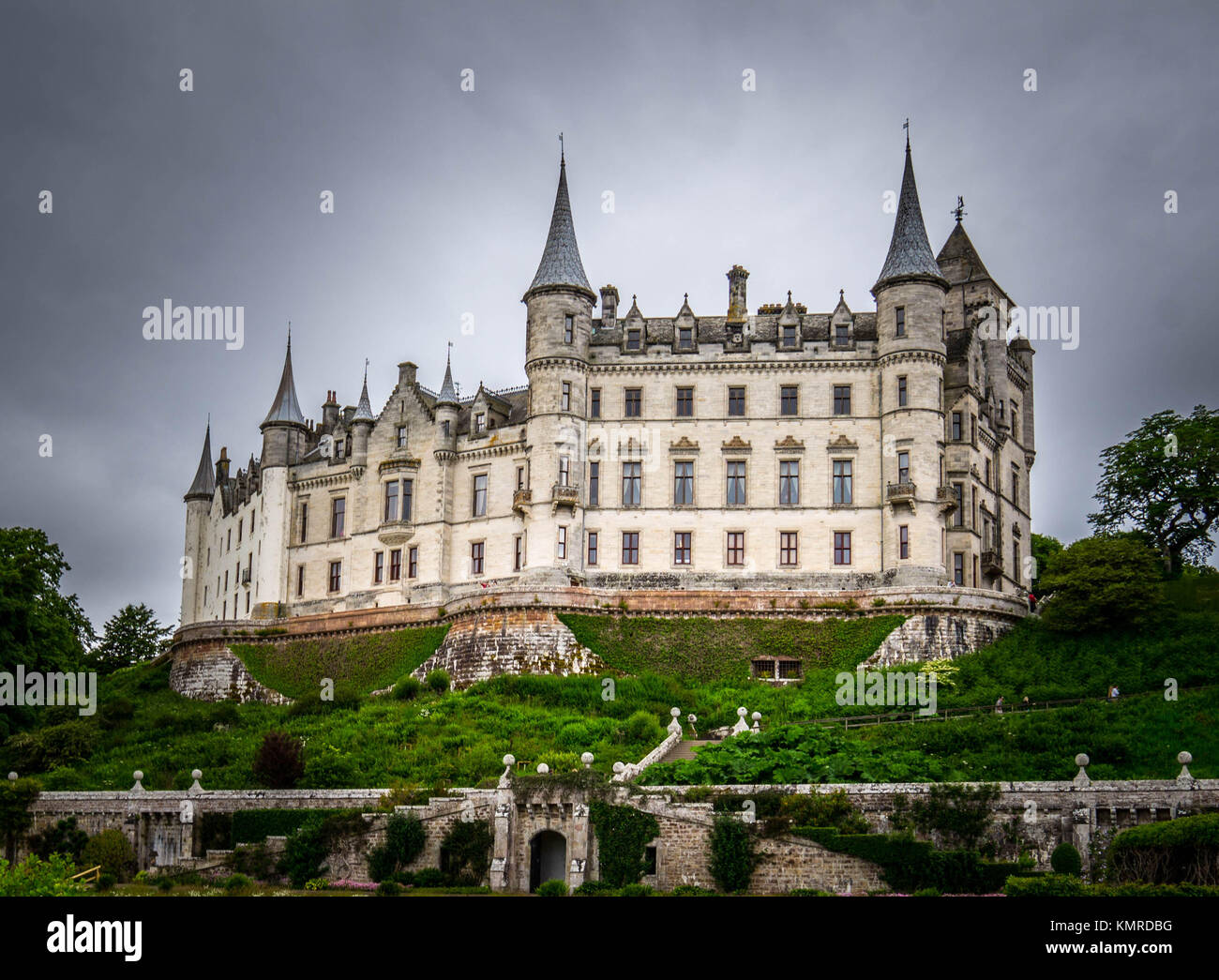 Dunrobin castle hi-res stock photography and images - Alamy