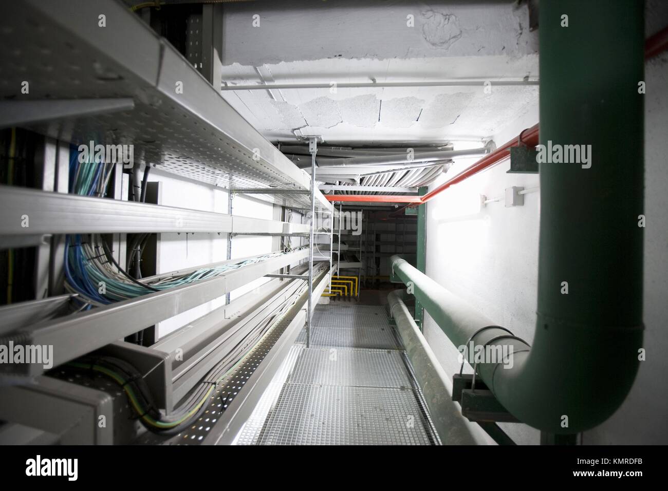 Pipe gallery hi-res stock photography and images - Alamy