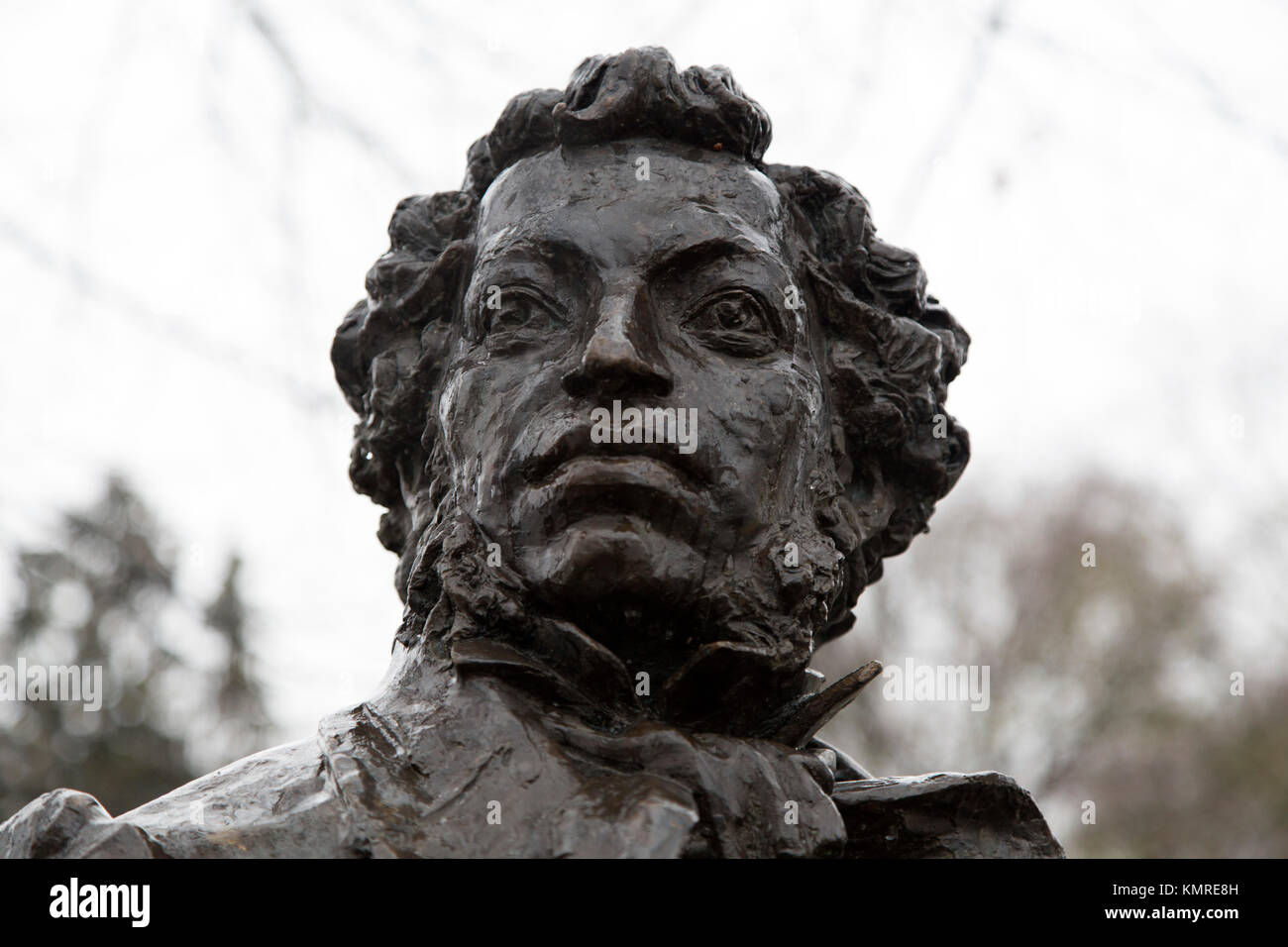 Statue of alexander pushkin hi-res stock photography and images - Alamy